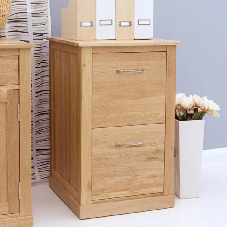 Oak Desks | Free Delivery & Returns | Oak World
