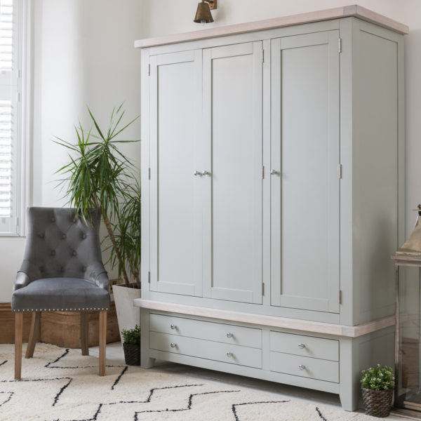 Oak Wardrobes | Hardwood & Painted Wardrobes | Oak World