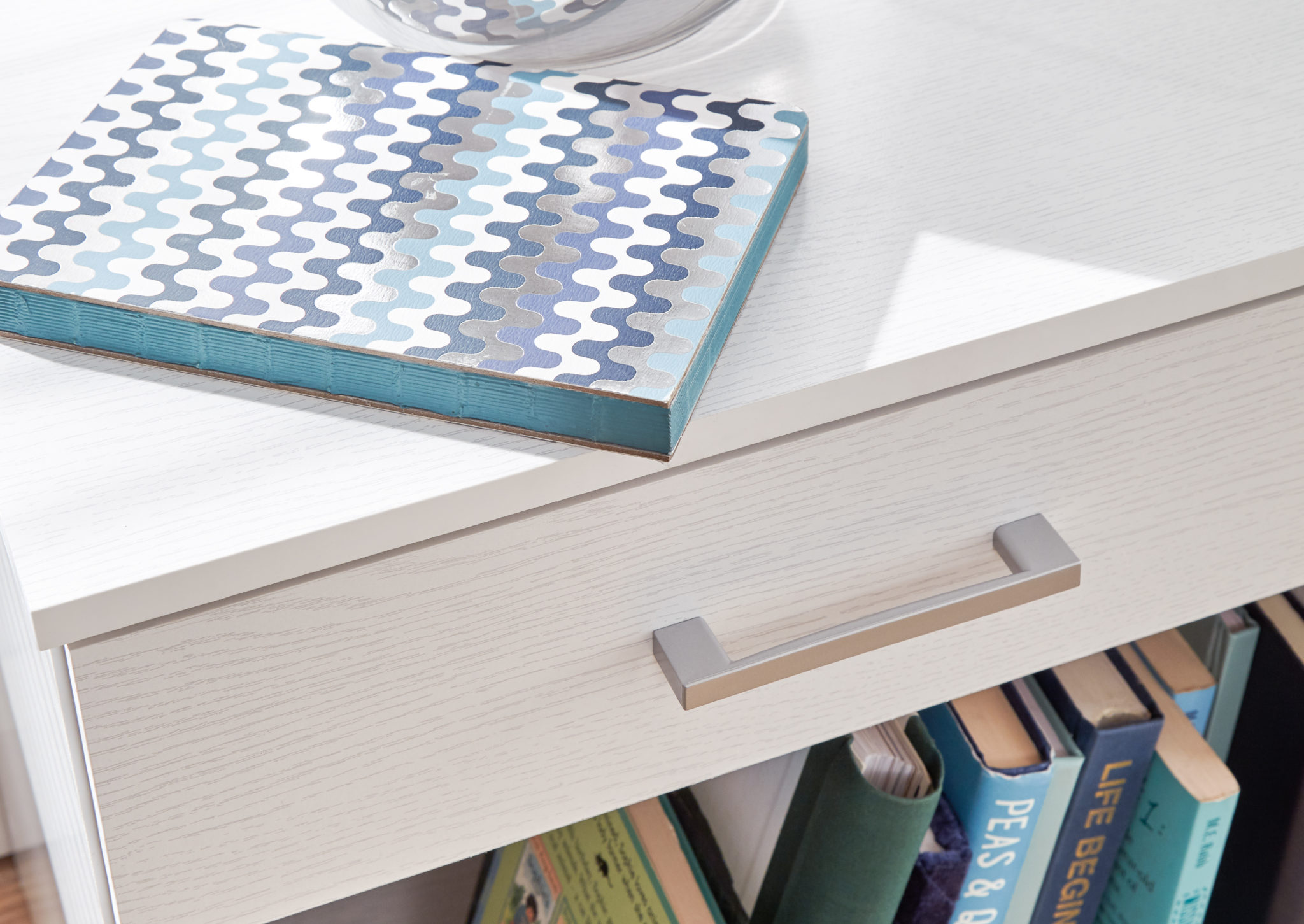 Elgin 4 Piece Bedroom Set Wardrobe Chest & Bedsides | White | Oak World