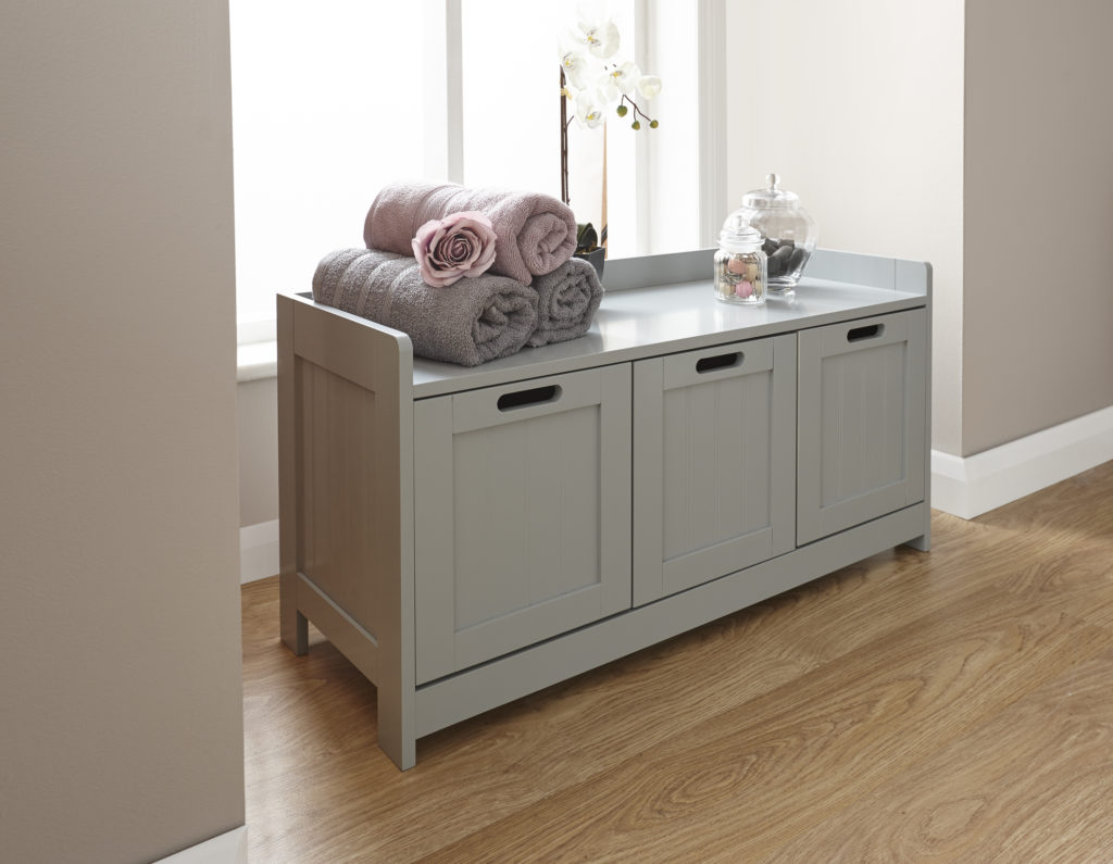 Skala Grey 3 Door Storage Unit | Oak World
