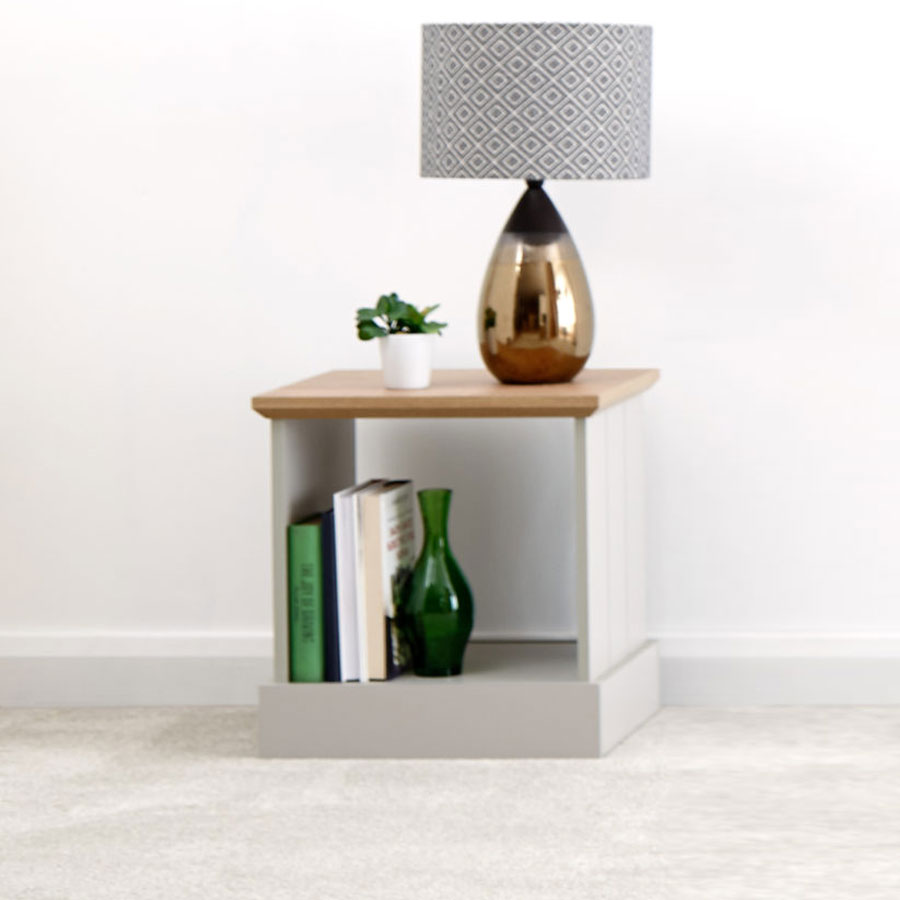 Oak Lamp Tables | Free Delivery & Returns | Oak World