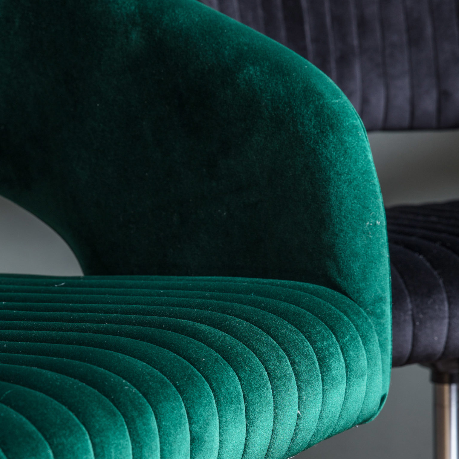 Keane Swivel Chair | Green Velvet | Oak World