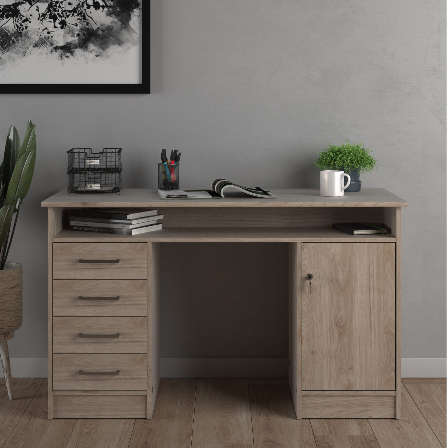 Oak Desks | Free Delivery & Returns | Oak World