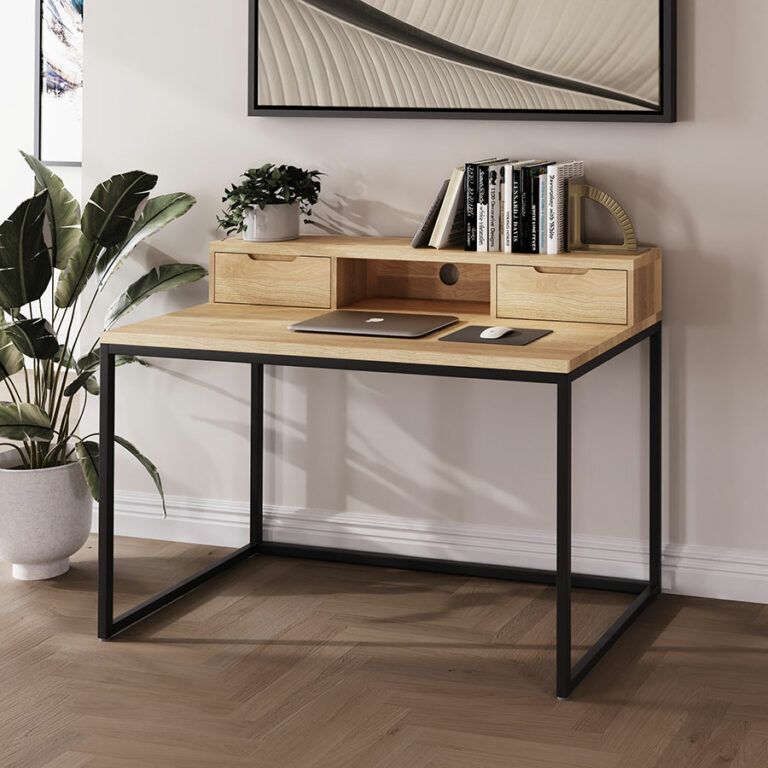 Oak Desks | Free Delivery & Returns | Oak World