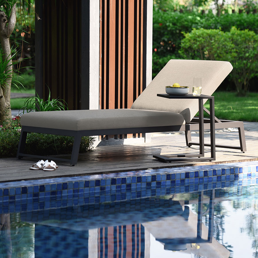 Outdoor Loungers | Oak World