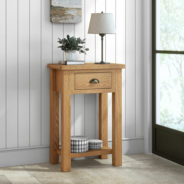 Oak Lamp Tables | Free Delivery & Returns | Oak World