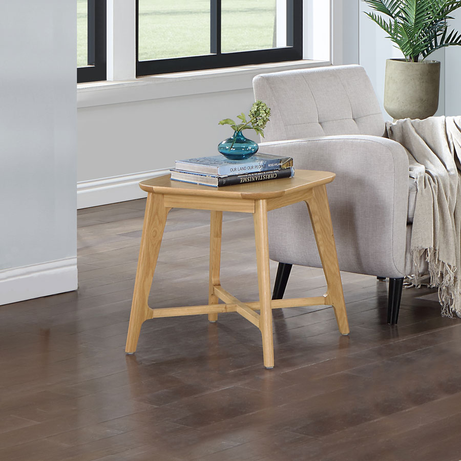 Oak Lamp Tables | Free Delivery & Returns | Oak World