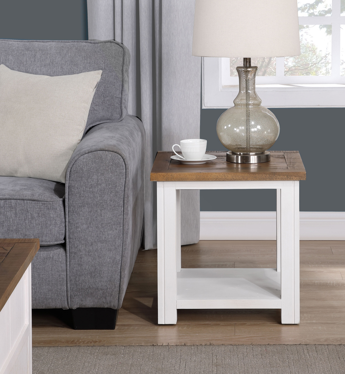 Oak Lamp Tables | Free Delivery & Returns | Oak World