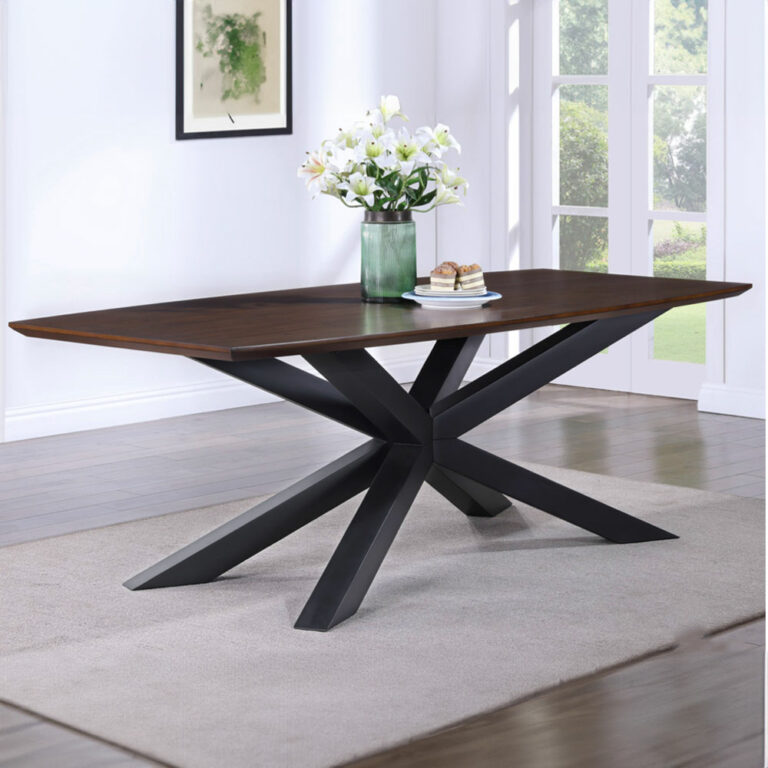 Oak Dining Tables | Free Delivery & Returns | Oak World